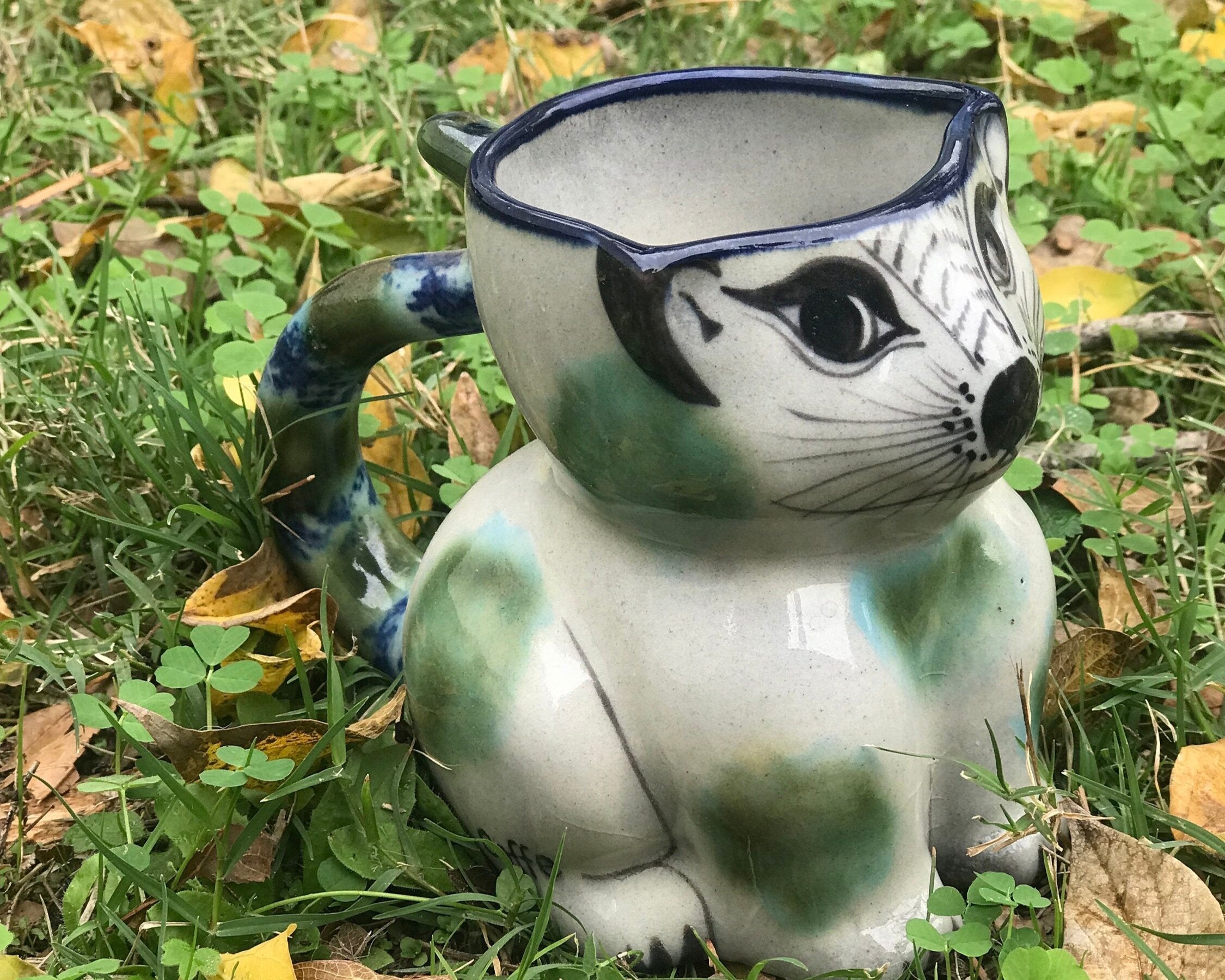Handmade Cat design Coffee mug | Apolonia Coffee